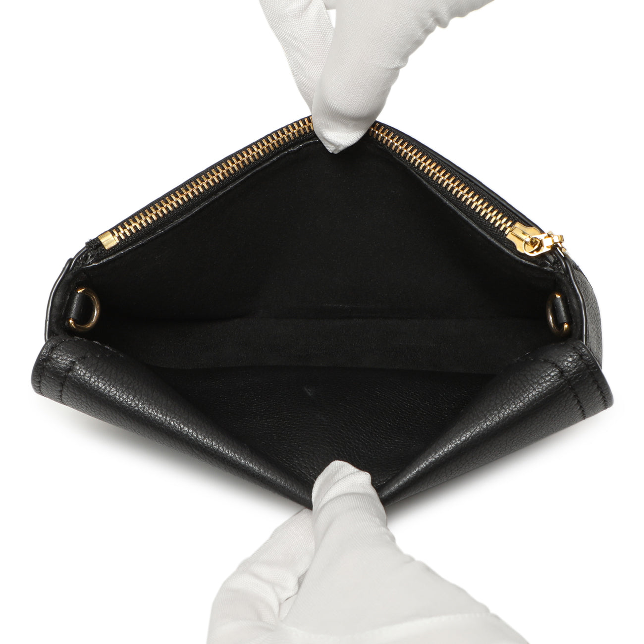 Louis Vuitton Black Grained Calfskin Lockme Chain Phone Louis Vuitton Black Grained Calfskin Lockme Chain Phone